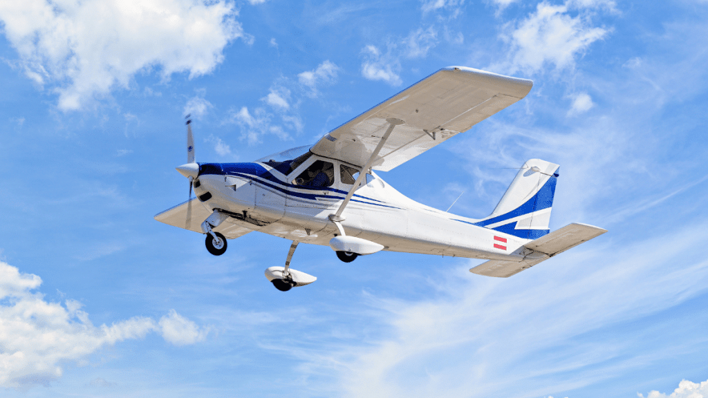 Visual Flight Rules (VFR): Tips for Beginners - Pilot Sinej Blog