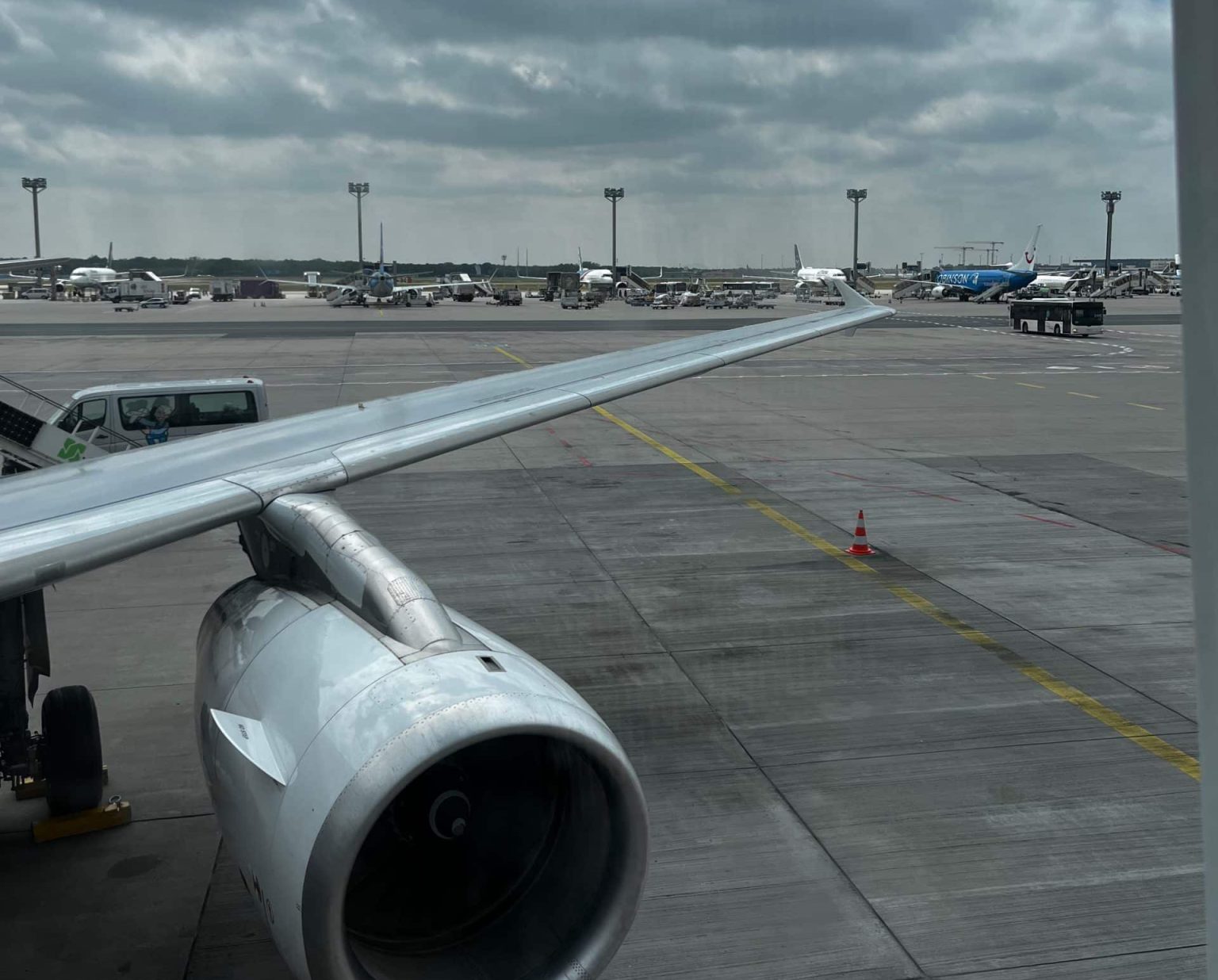 Airbus A320 Fuel System Feeding Sequence Explained Clearly